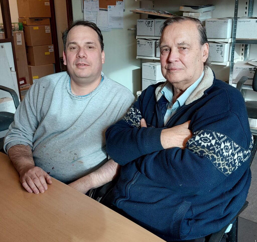 A. Bok & Zn uit Amsterdam is één van ’s lands kleinste verfproducenten ...