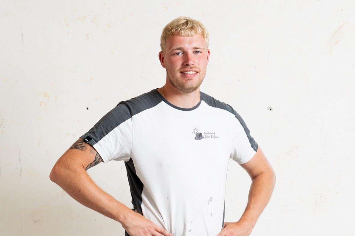 GESTART | Engelsman neemt zijn hoed af als een Engelsman • SchildersVAK.nl